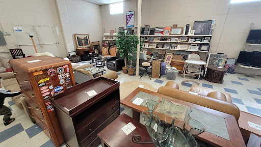Cherry's Consignment Home Furnishings - Furniture Expertise at 1524 N ...