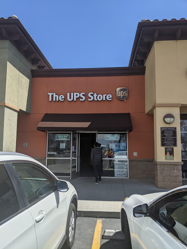 The UPS Store in Ewa Beach, HI - 1 Furniture Outlet | FurnitureLoc